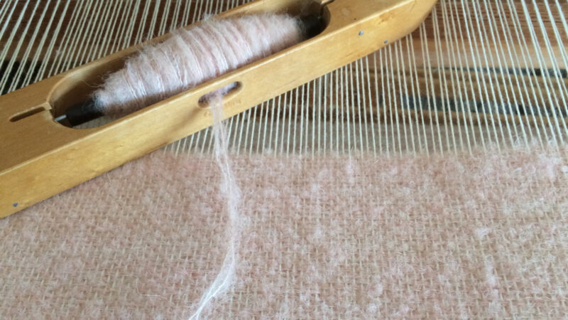 Stage tissage : Apprenez à créer des textiles uniques - PASSPASSION